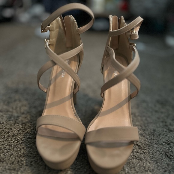TOP Moda | Shoes | Nude Heels | Poshmark